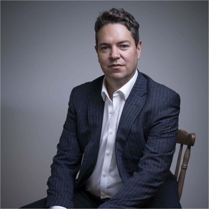 Expert Witness Services | Mr Henry Budd Spinal Surgeon